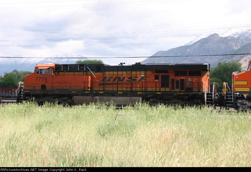BNSF 7774